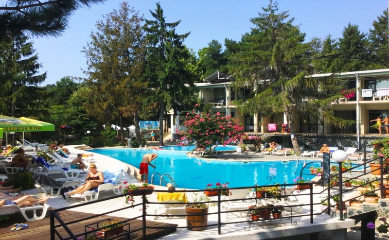 2 Нощувки на База All Inclusive за Един Възрастен и 1 Дете до 12Г